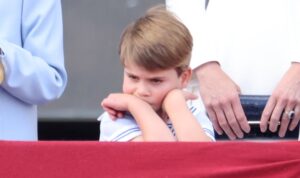 Funny Prince Louis Home Alone Memes Go Viral As He Misses Out On Queen ...